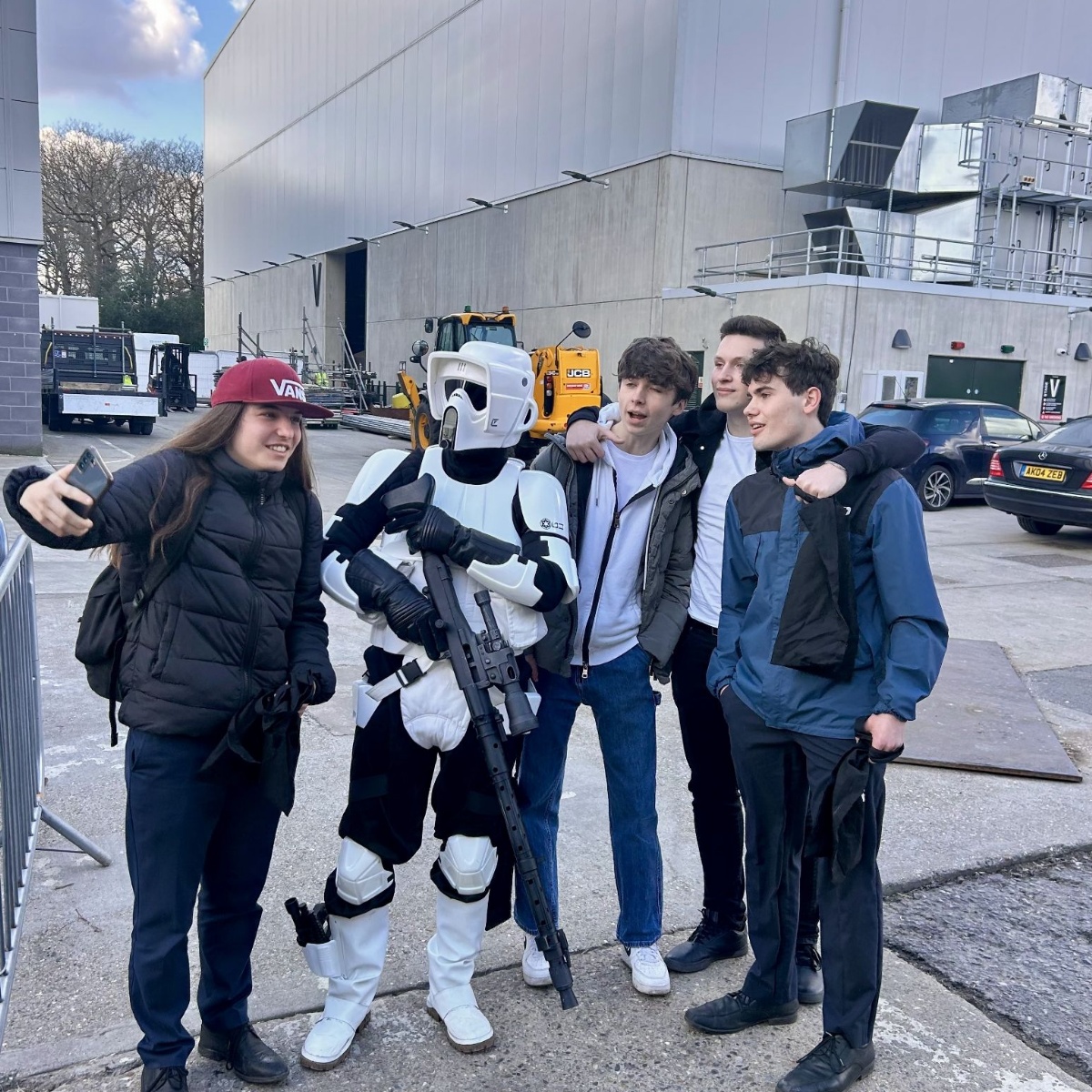 The Chalfonts Community College - Pinewood Studios Visit